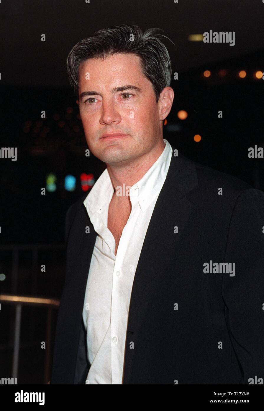 LOS ANGELES, CA. November 12, 1997: Actor Kyle MacLachlan at premiere ...
