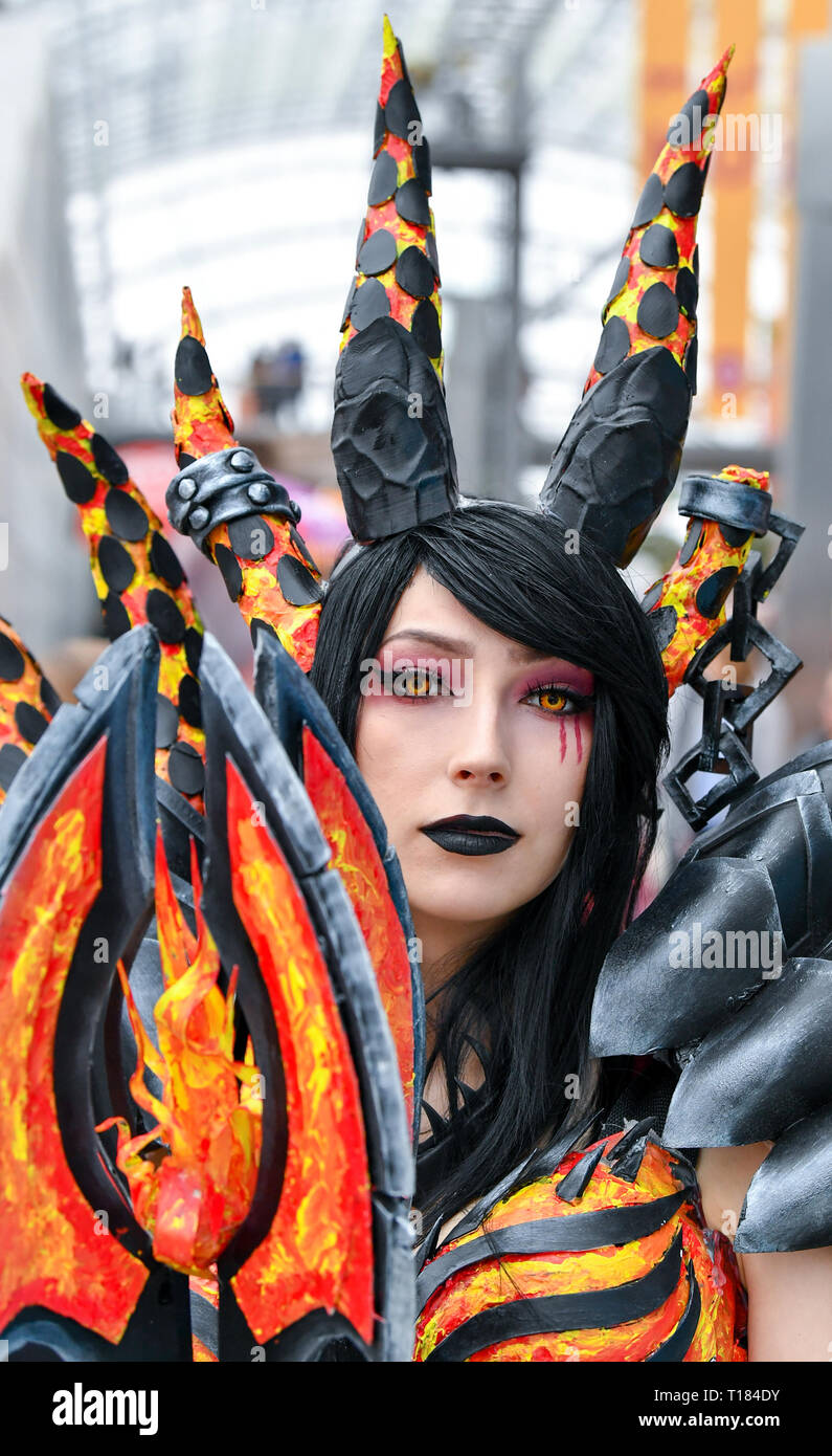 Jens cosplay hi-res stock photography and images - Alamy