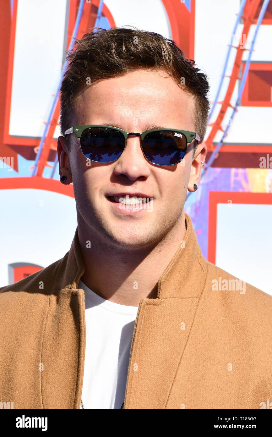 Dwayne Layne's Instagram, Twitter & Facebook on IDCrawl