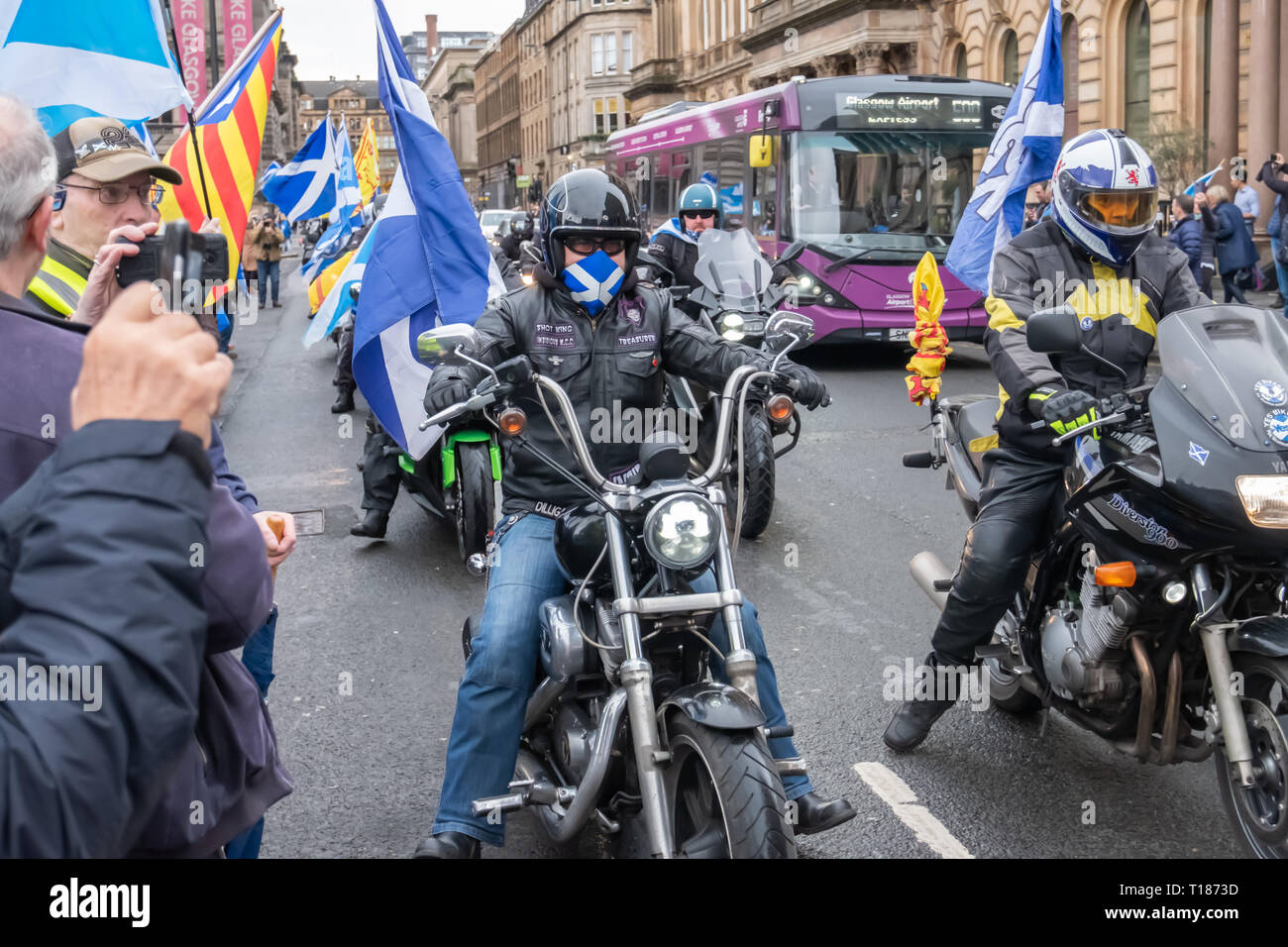 Pro bikers hi-res stock photography and images - Alamy