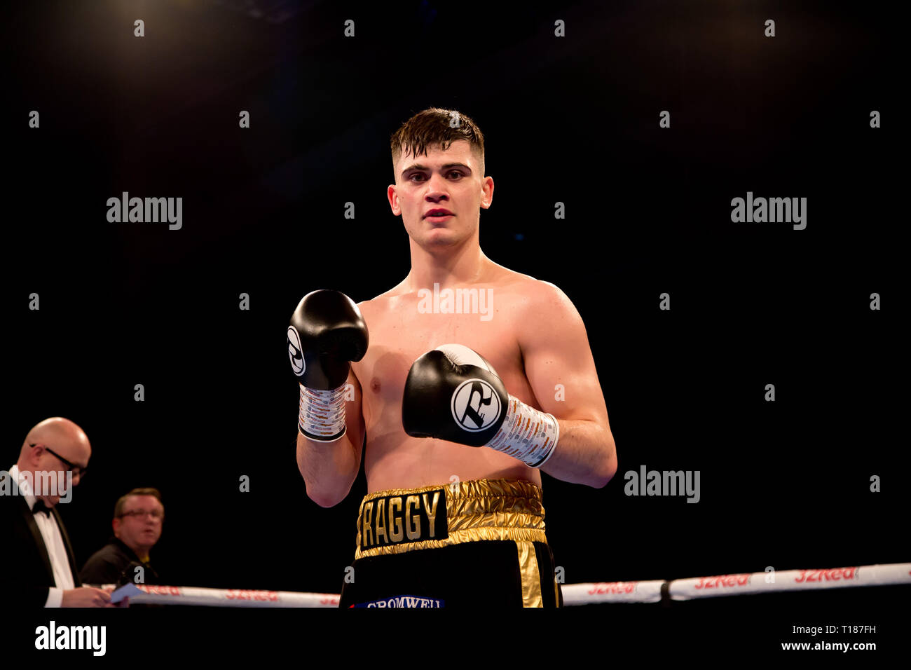 Tamworth amatuer boxing champions hi-res stock photography and images ...