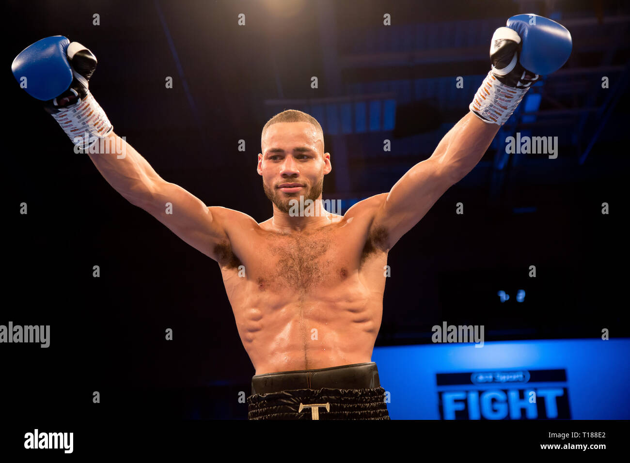Green boxing shorts hi-res stock photography and images - Alamy