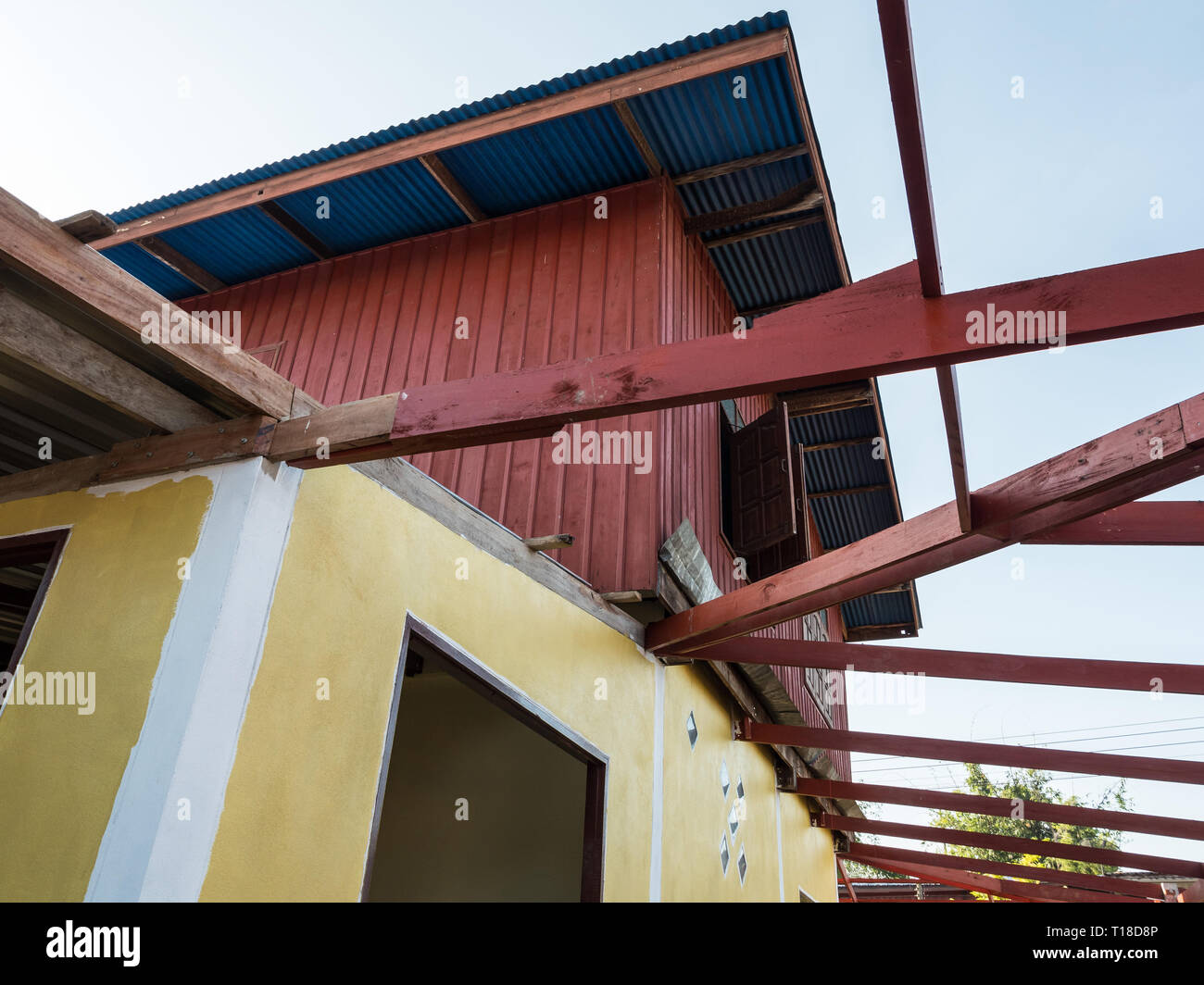 Roof truss plate hi-res stock photography and images - Alamy