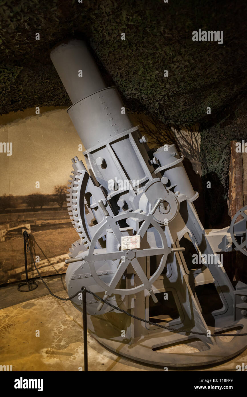 Skoda 305 mm (30.5 cm) Model 1911 siege howitzer in museum at ...