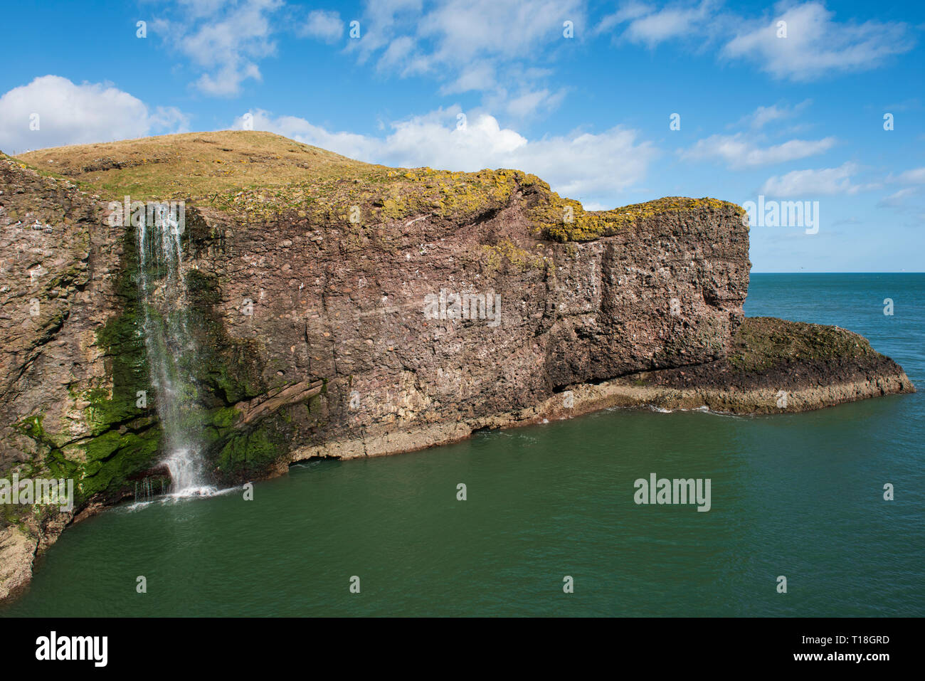 Crawton waterfall hi-res stock photography and images - Alamy
