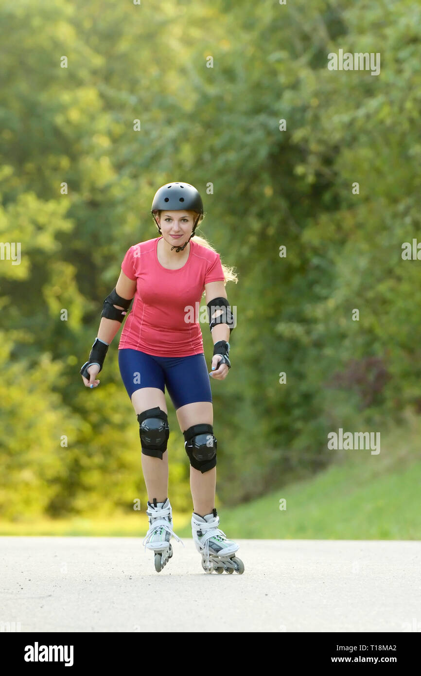 Rollerblading Women High Resolution Stock Photography and Images - Alamy
