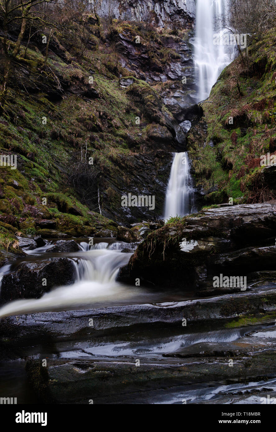 Photograph by © Jamie Callister. Pistyll Rhaeadr Waterfall, Llanrhaeadr ...
