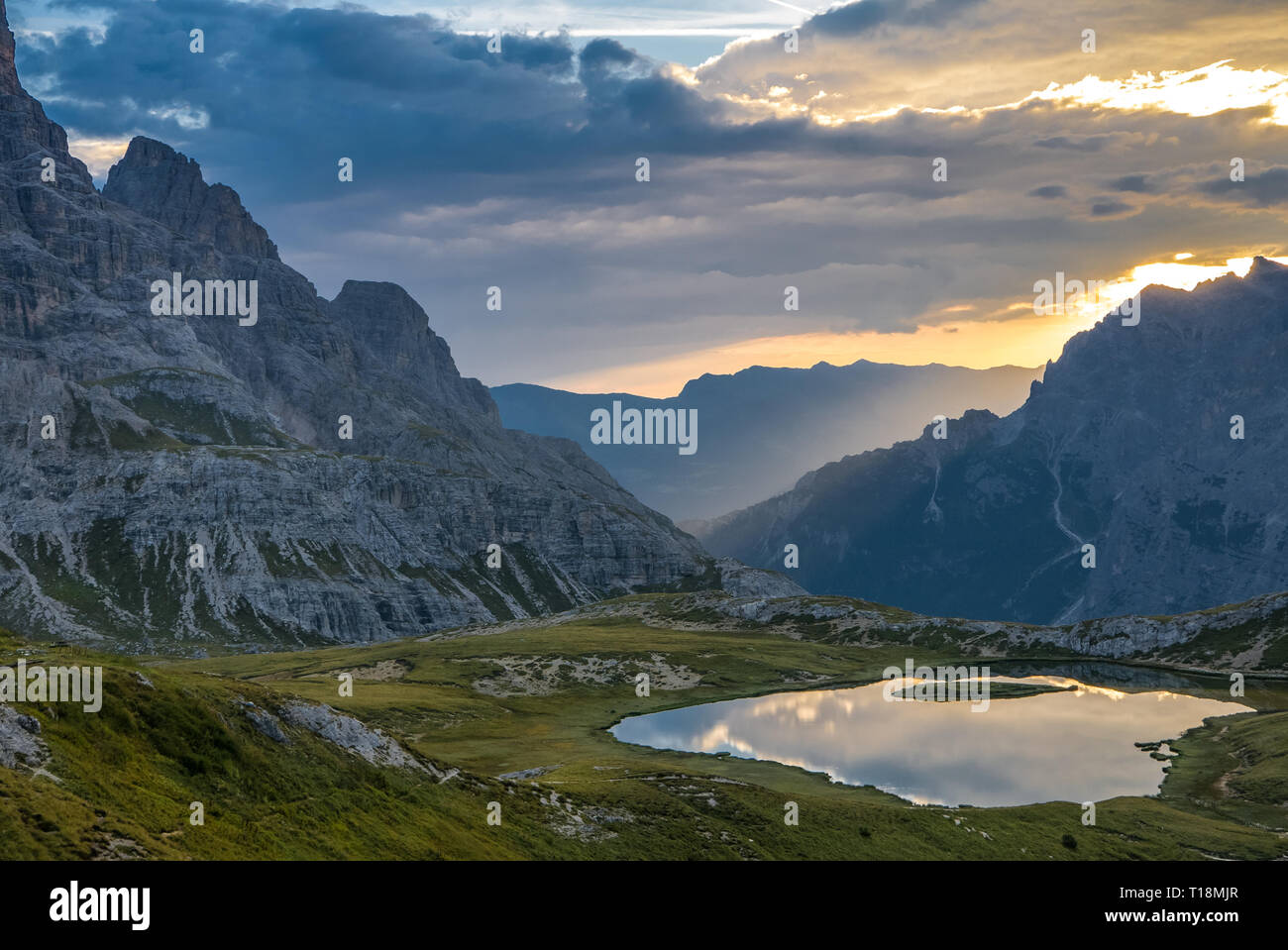 Immersive mountain landscape during sunset reflected in the lake Stock ...