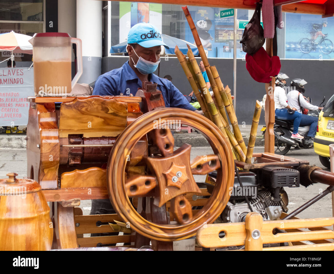 Guarapo seller hi-res stock photography and images - Alamy