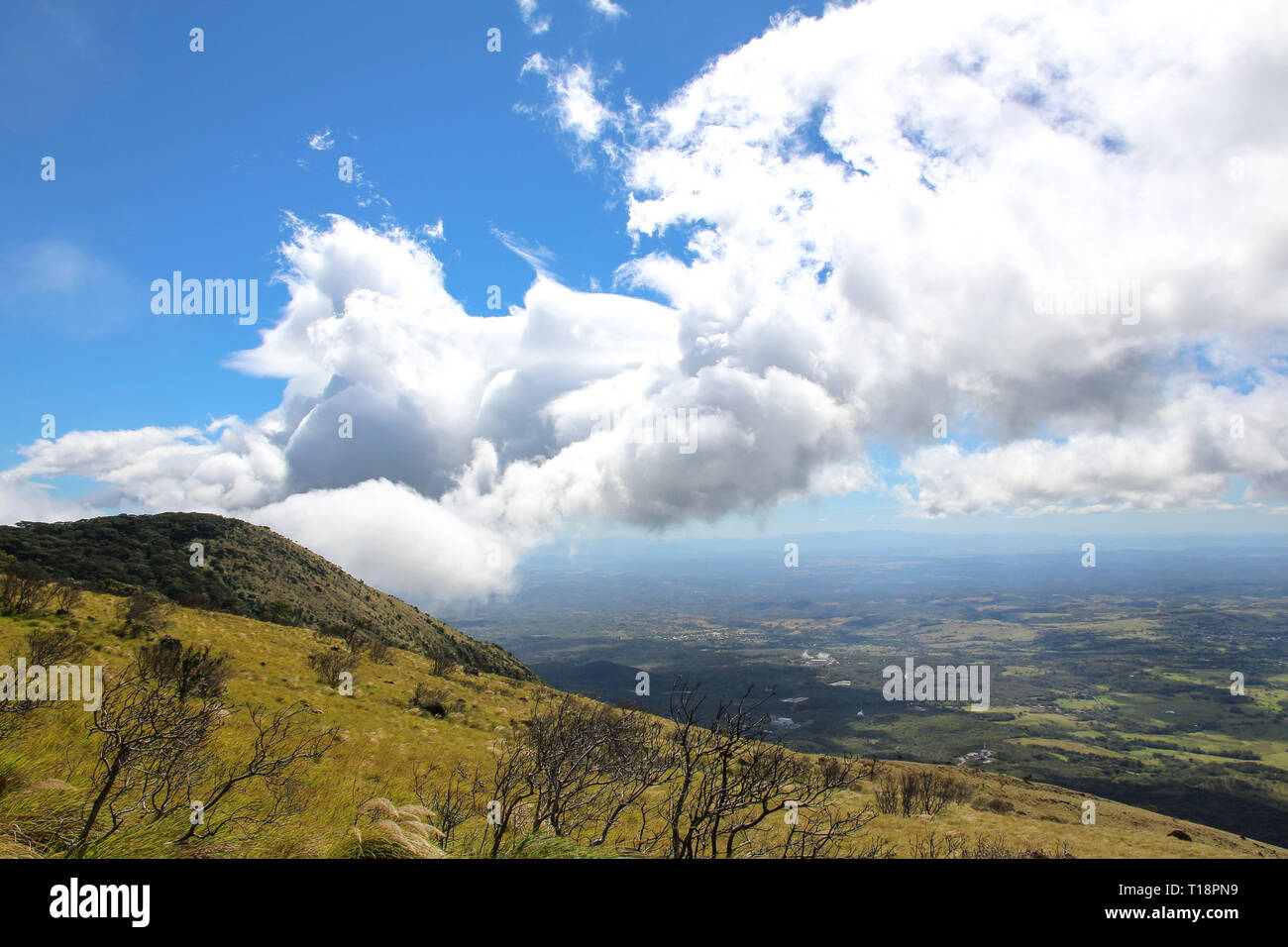 Costa rica guanacaste mountain hi-res stock photography and images - Alamy