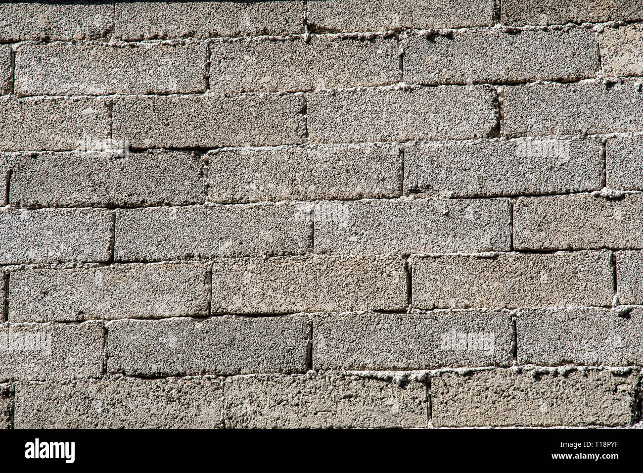 Coarse bricks hi-res stock photography and images - Alamy