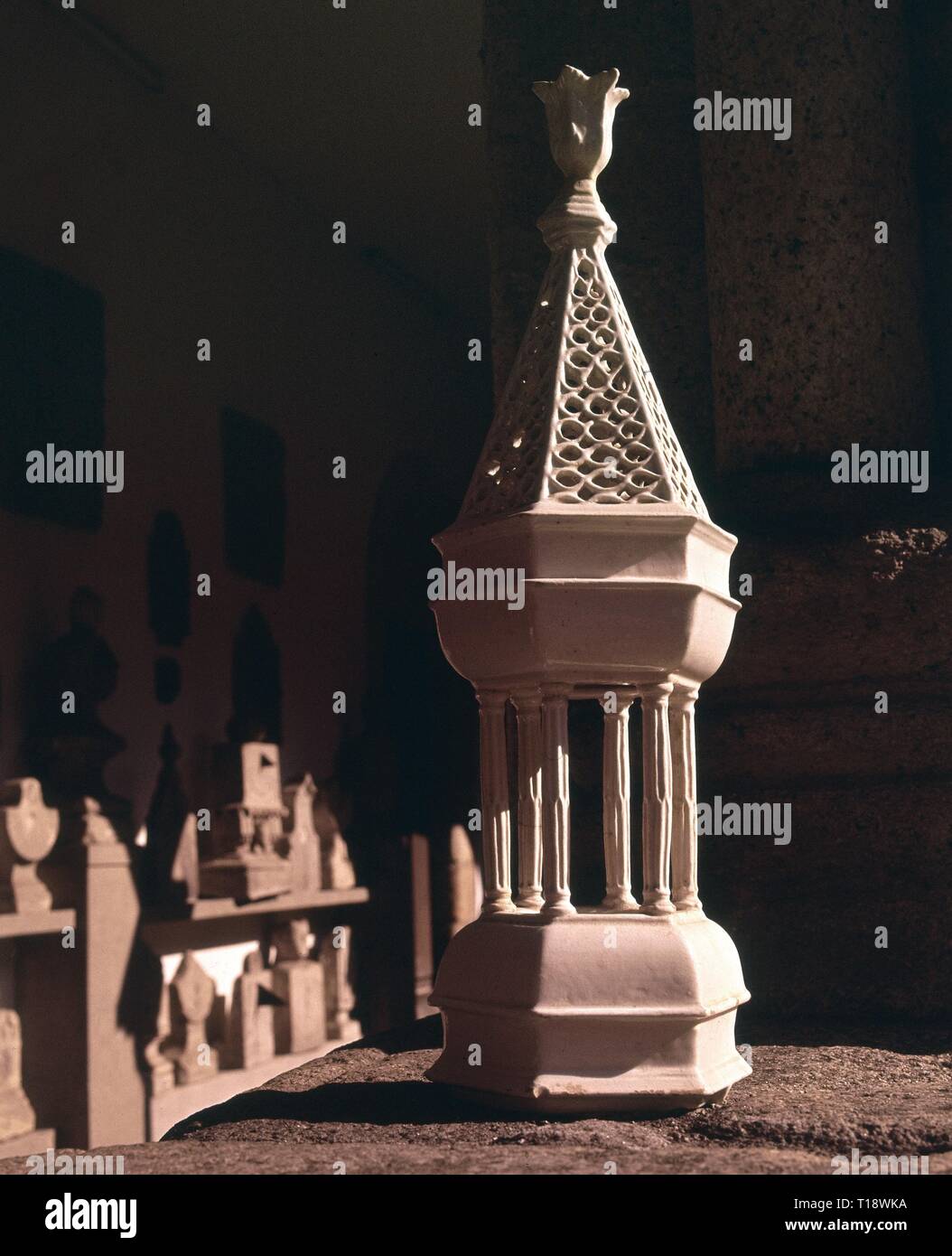 CERAMICA DE SARGADELOS. Location: MUSEO PROVINCIAL. SPAIN Stock Photo ...