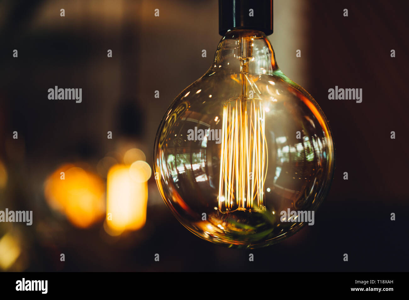 Giant light bulb hi-res stock photography and images - Alamy