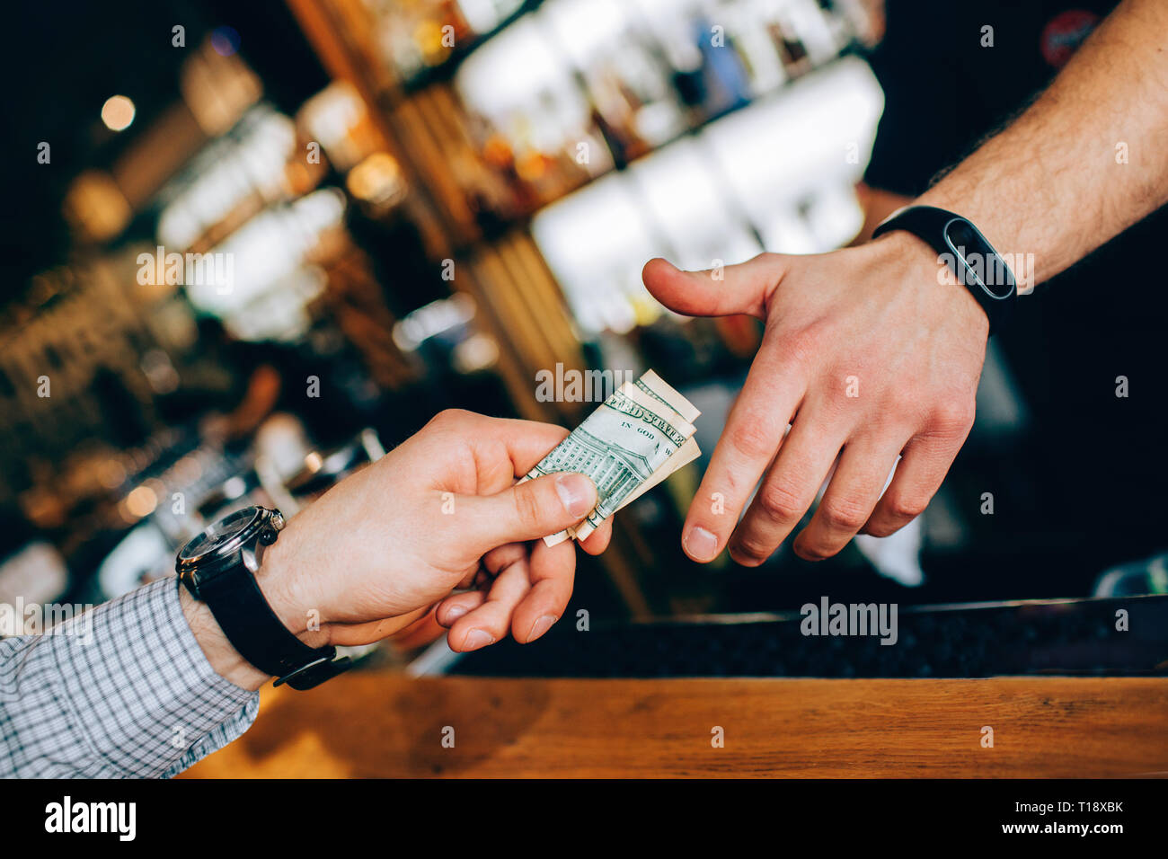 Boy cash pay counter hi-res stock photography and images - Alamy
