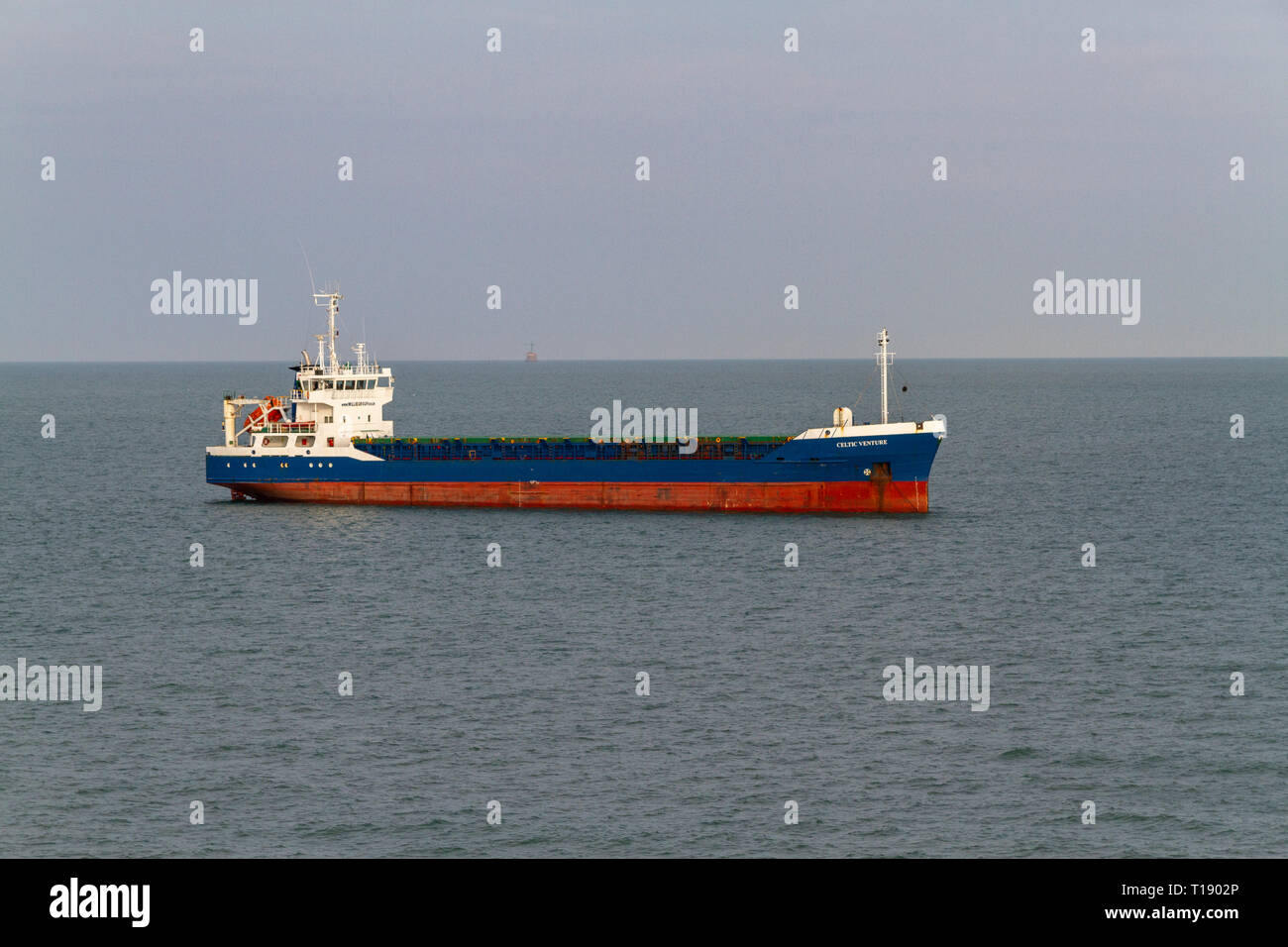 General cargo vessel hi-res stock photography and images - Alamy