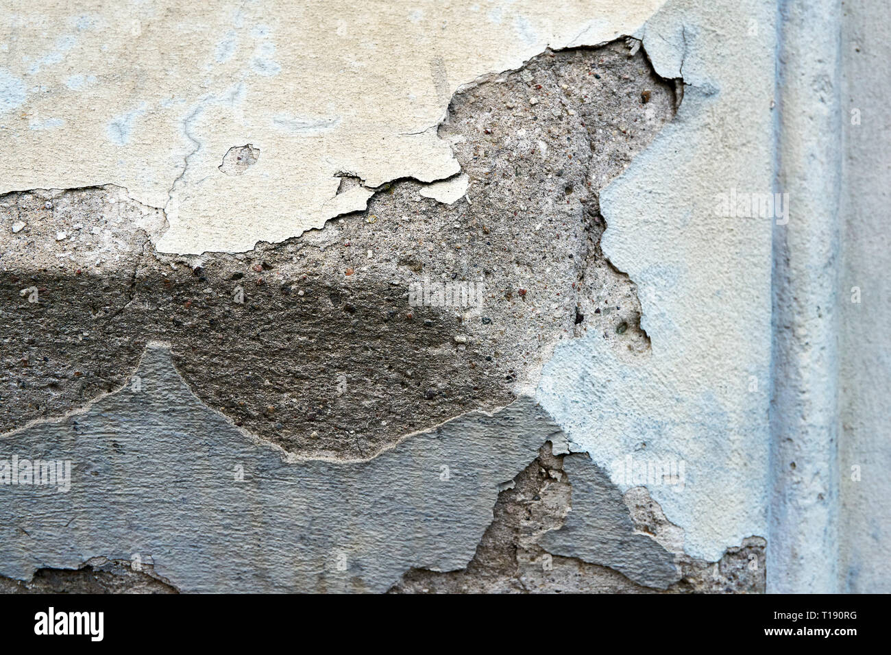 cracked color on a wall outside Stock Photo - Alamy