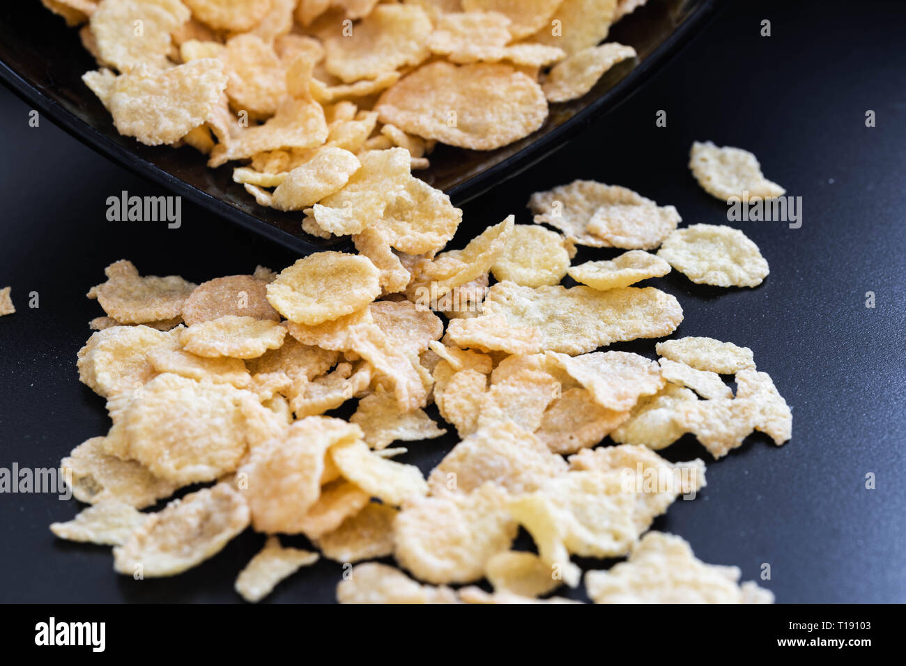 Corn flakes texture hi-res stock photography and images - Alamy