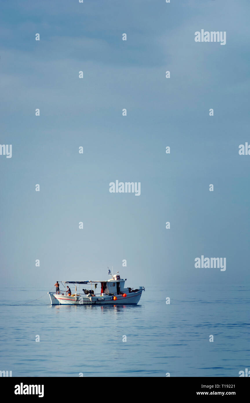Traditional greek fishing boat hi-res stock photography and images - Alamy