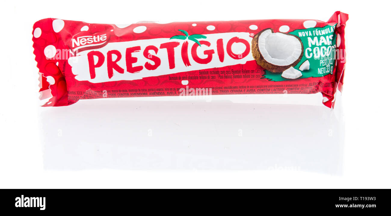 Chocolate Prestigio Logo Chocolate Prestigio Branco 30unX33g Nestle