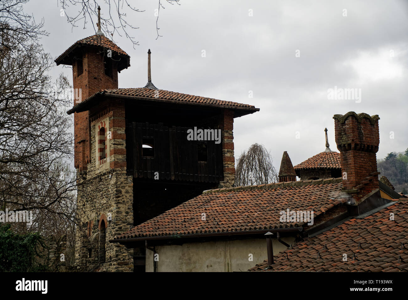Roof house from medieval tiles hi-res stock photography and images - Alamy