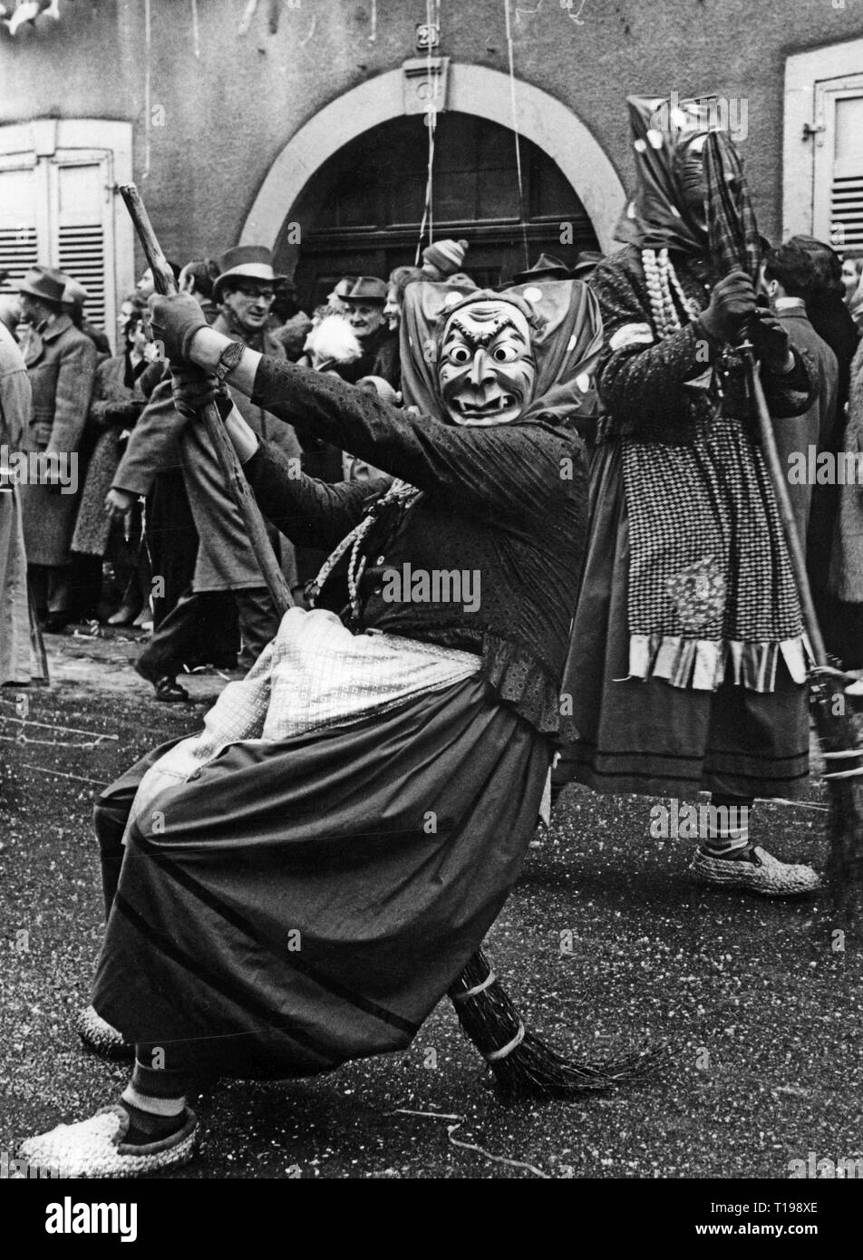 Carnival 1963 hi-res stock photography and images - Alamy