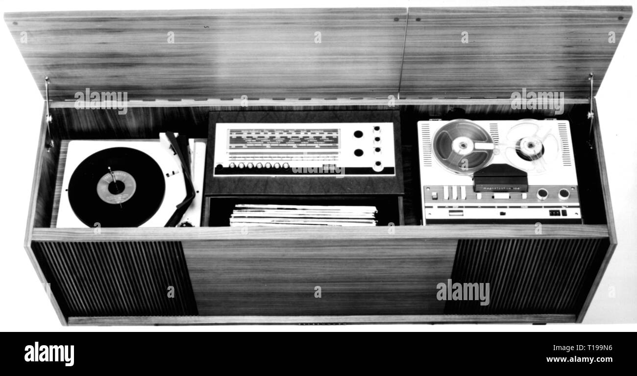 Magnetophon Black and White Stock Photos & Images - Alamy