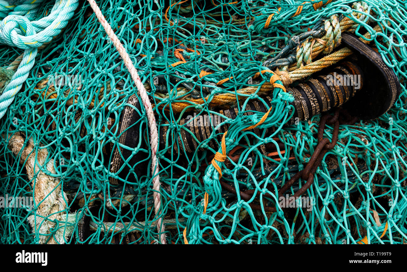 Green line fishing net in hi-res stock photography and images - Alamy