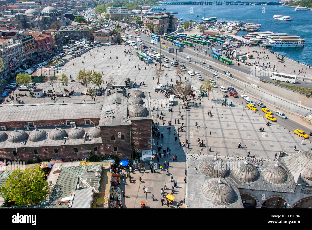 Istanbul Images Eminonu Square