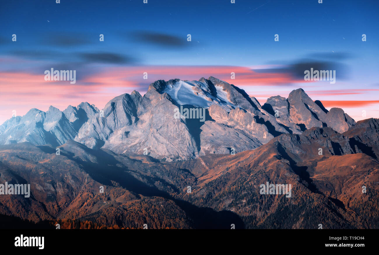 Pink night italy hi-res stock photography and images - Alamy