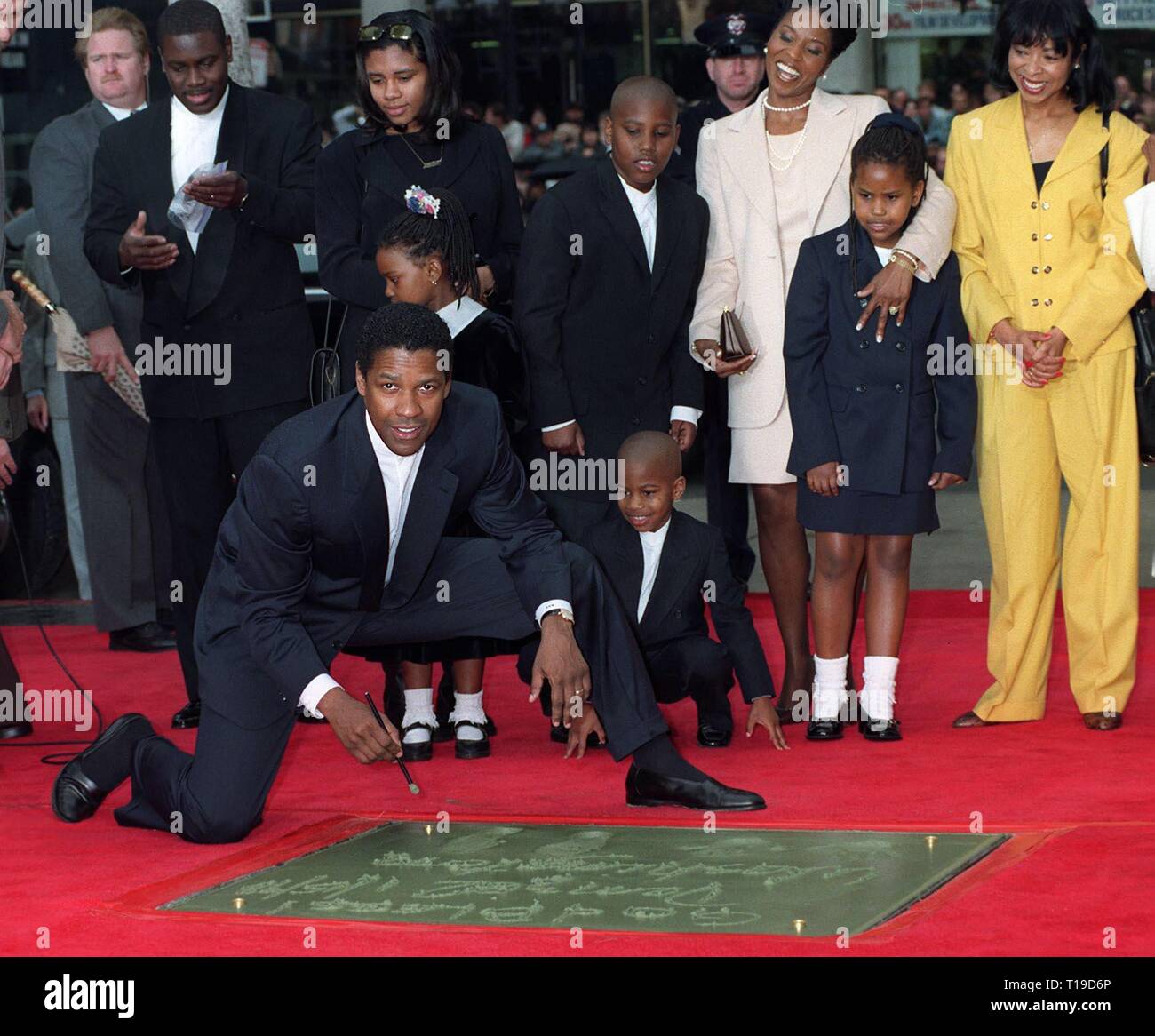LOS ANGELES, CA - January 15, 1998: Actor DENZEL WASHINGTON leaving his ...