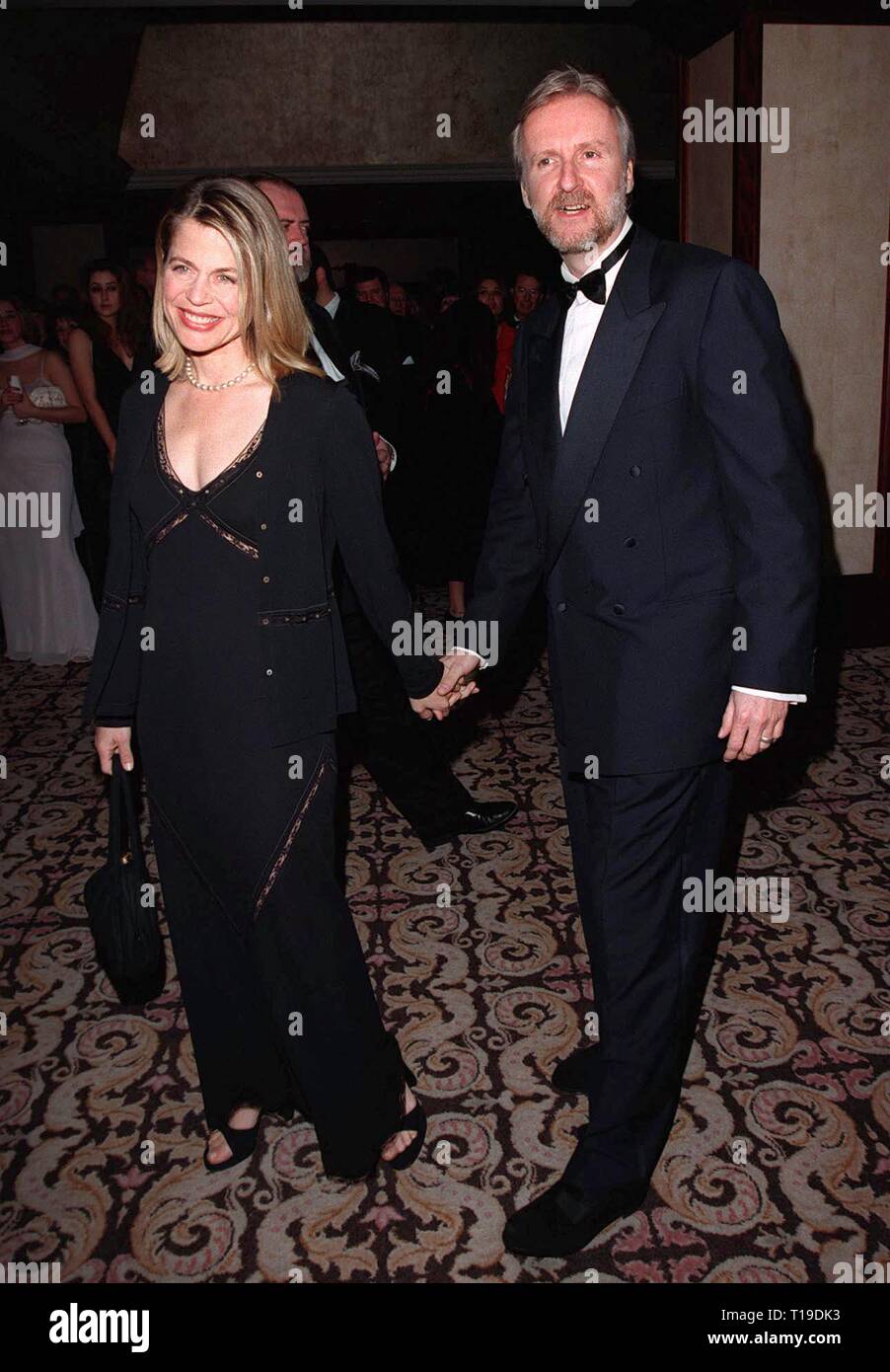LOS ANGELES, CA - March 7, 1998: Director JAMES CAMERON & actress wife ...