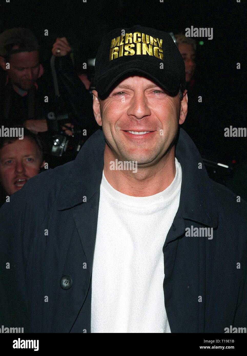 LOS ANGELES, CA - April 1, 1998: Actor BRUCE WILLIS at the premiere of ...