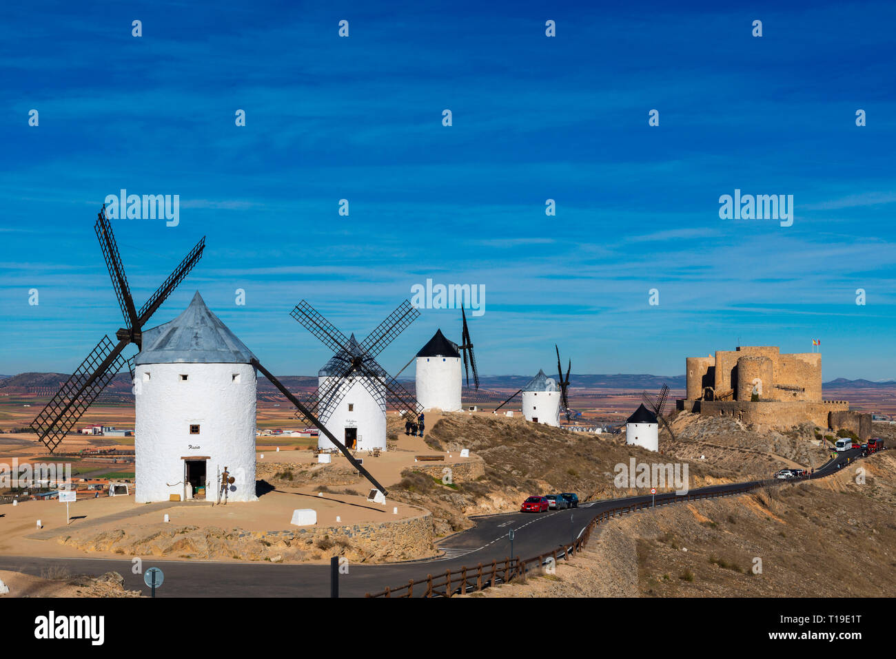 Windmills and Castle at Consuegra (Toledo, Spain Stock Photo - Alamy