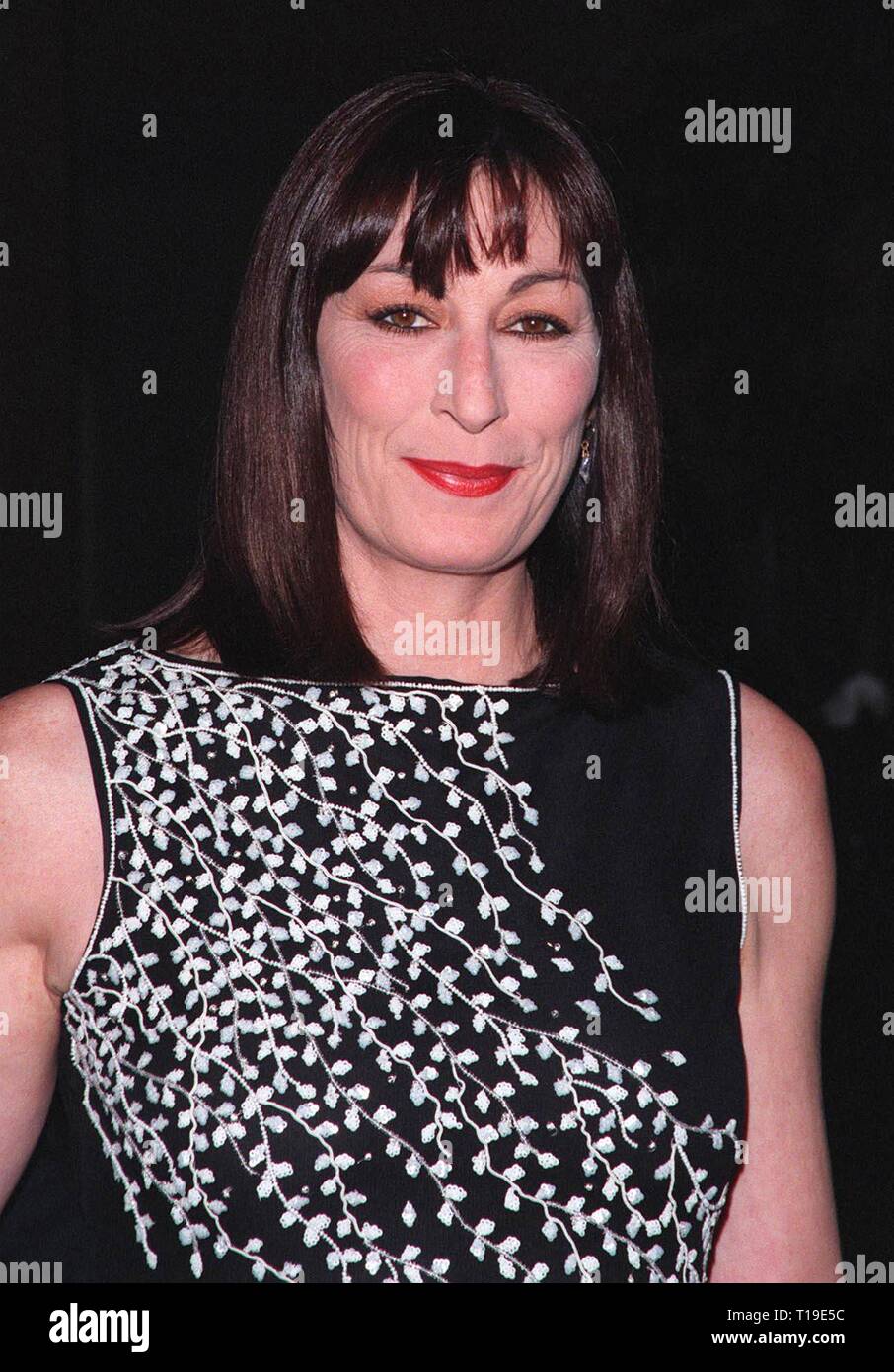 LOS ANGELES, CA - April 18, 1998: Actress ANJELICA HUSTON at the ...