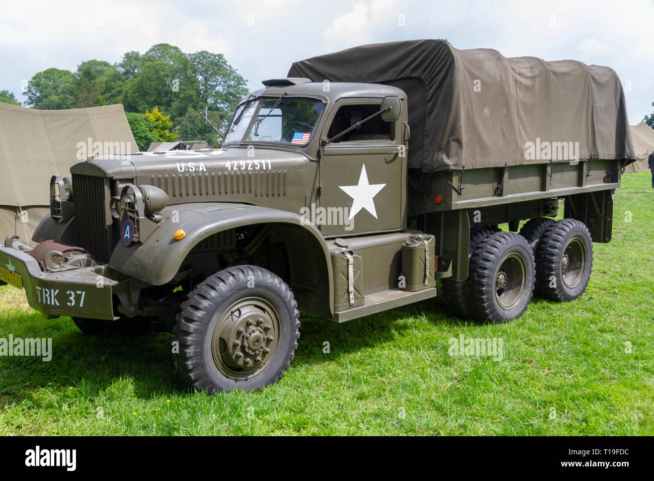 Diamond T Truck High Resolution Stock Photography and Images - Alamy