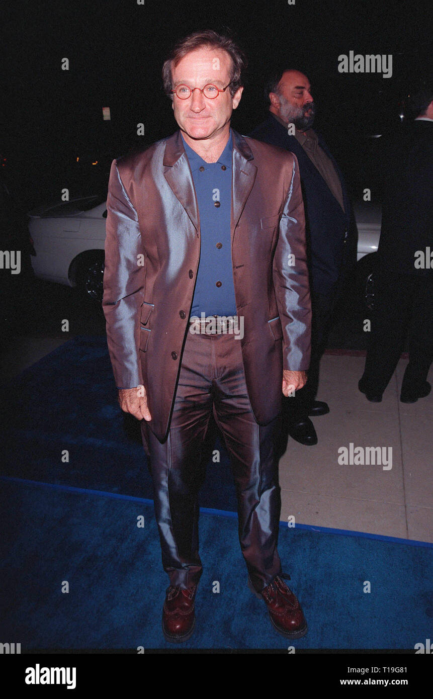 LOS ANGELES, CA - September 28, 1998: Actor ROBIN WILLIAMS at the ...