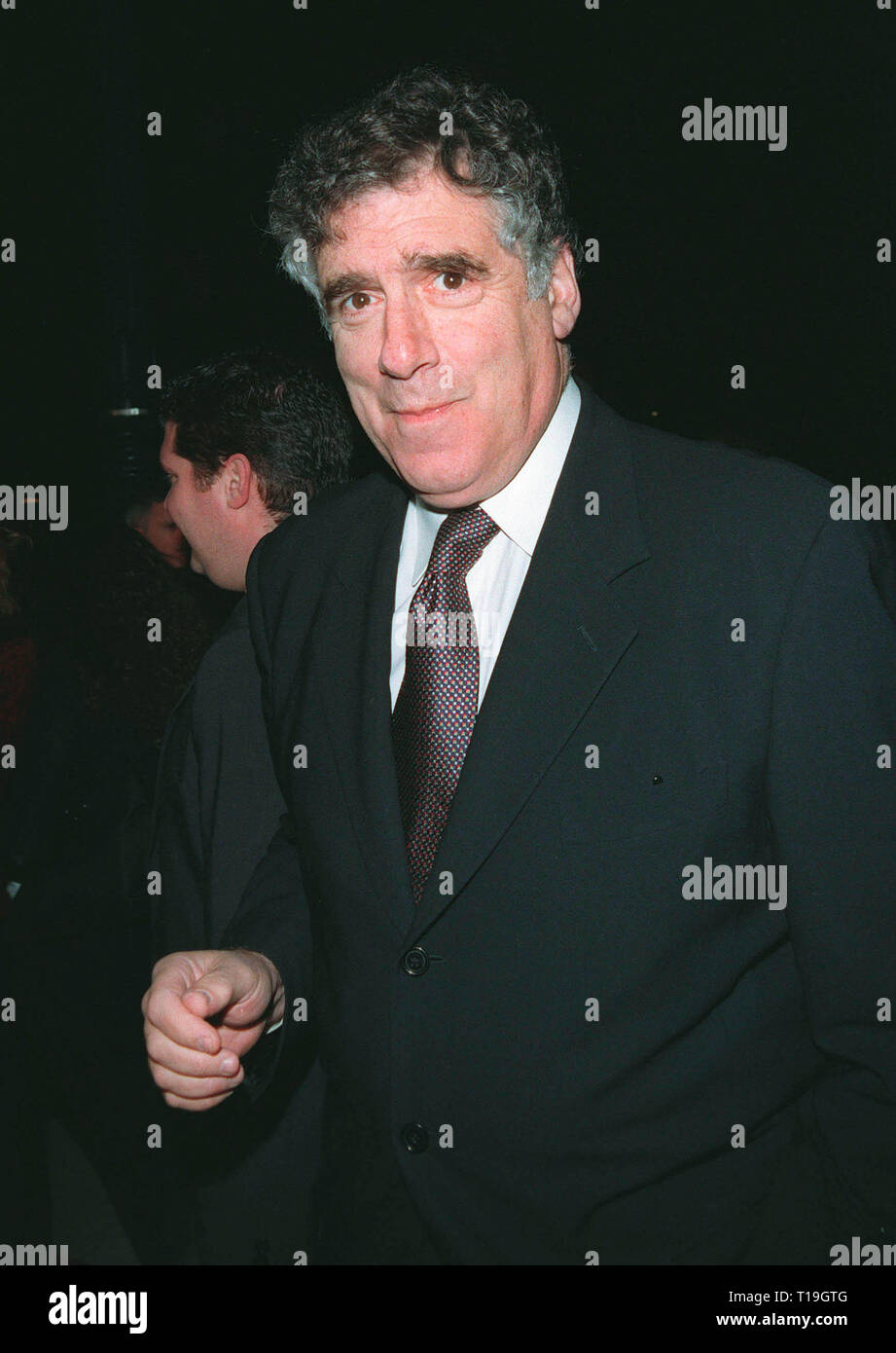 LOS ANGELES, CA - November 10, 1998: Actor ELLIOTT GOULD at the Los ...