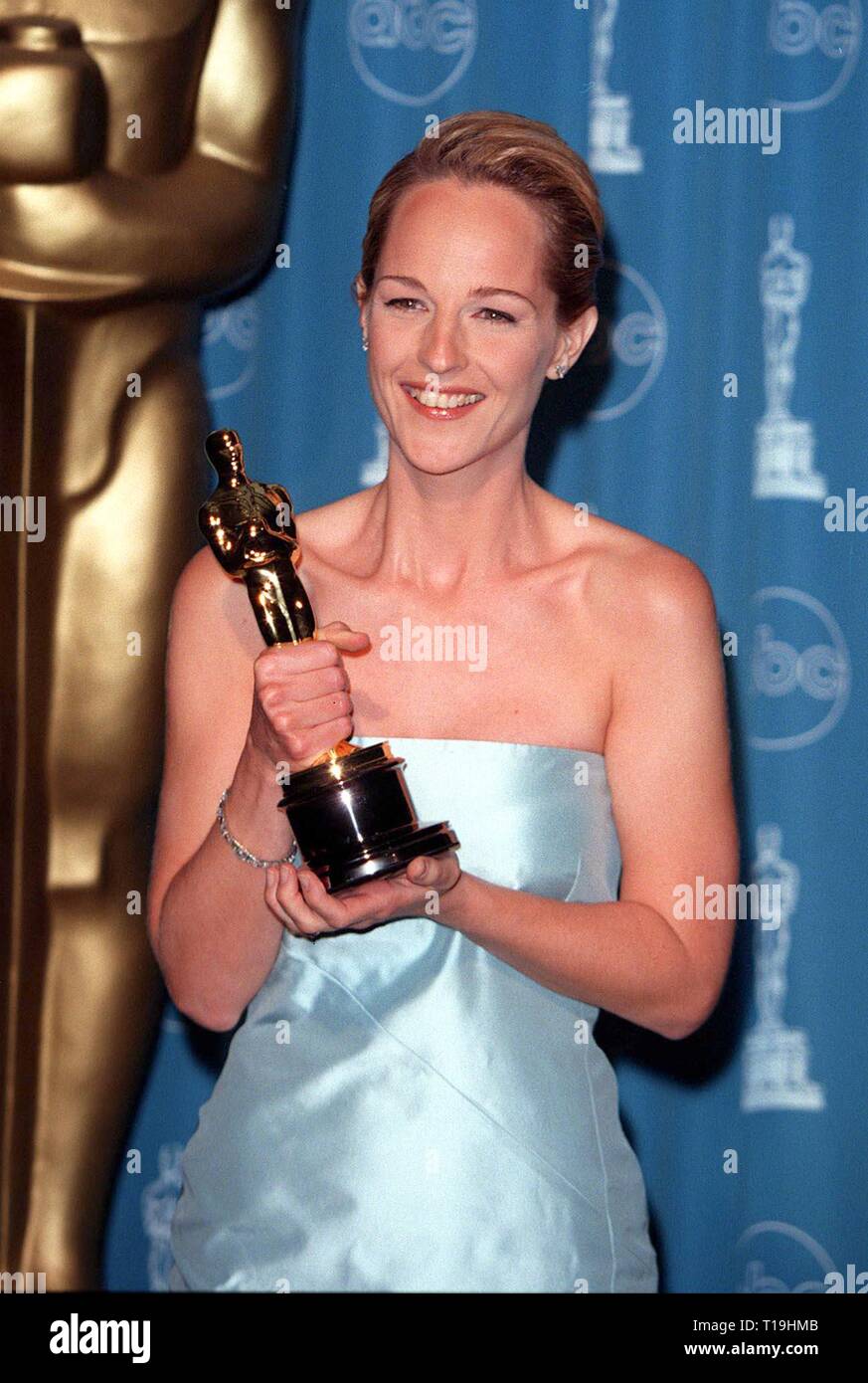 LOS ANGELES, CA - March 24, 1998: 23MAR98: Actress HELEN HUNT at the ...