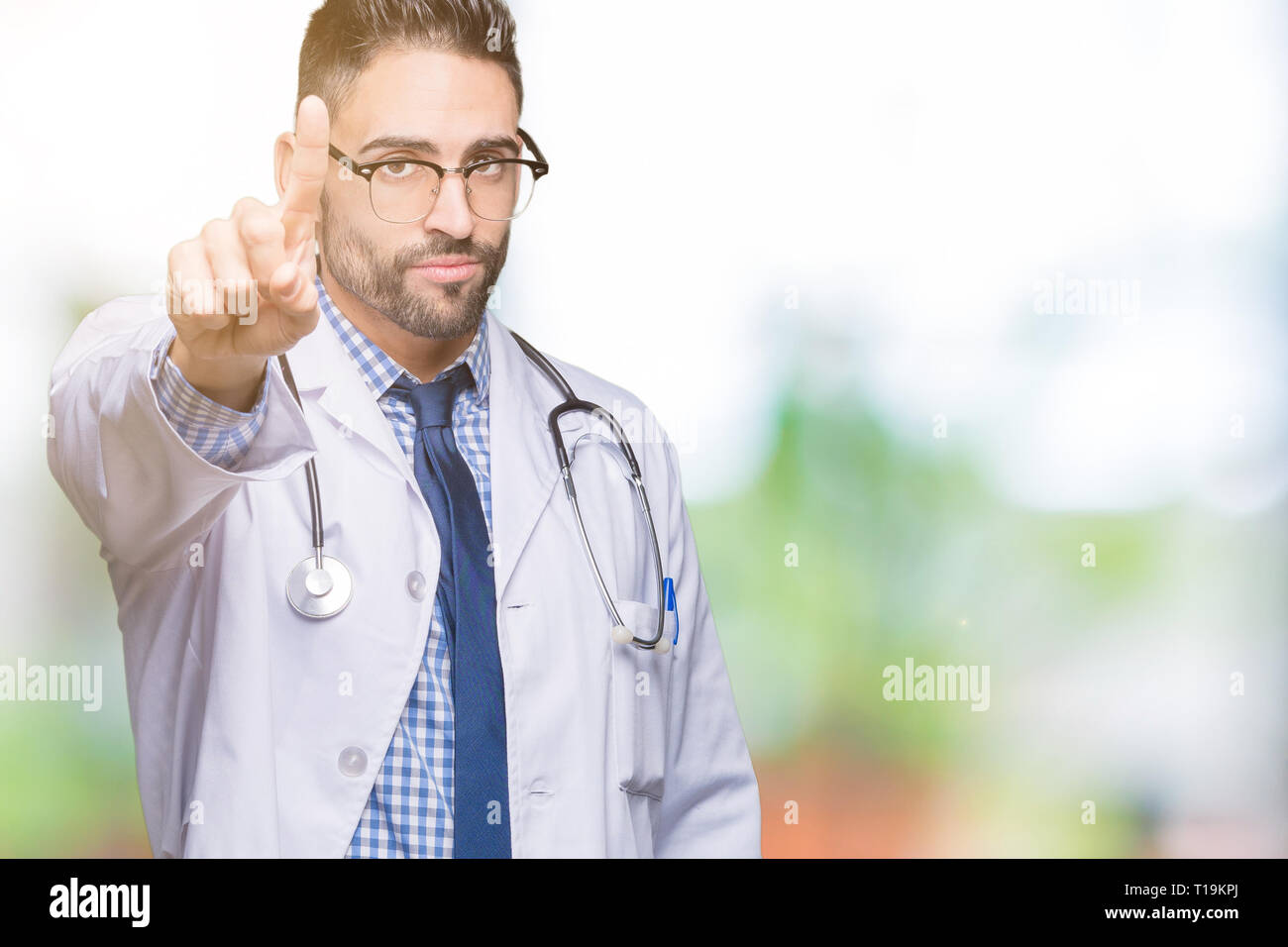 Angry pointing doctor young man hi-res stock photography and images - Alamy