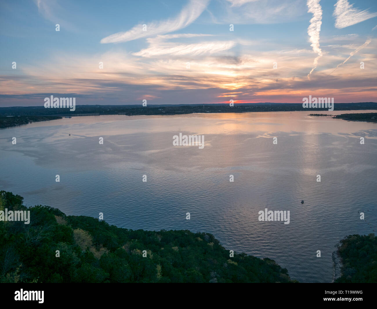 Lake travis sunset hi-res stock photography and images - Alamy
