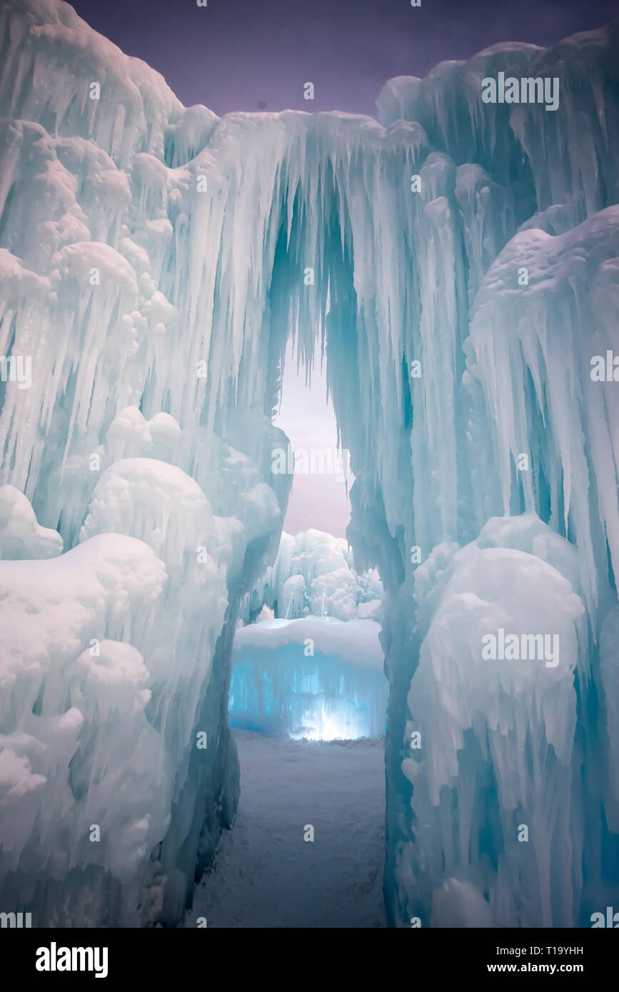Edmonton ice castle hi-res stock photography and images - Alamy