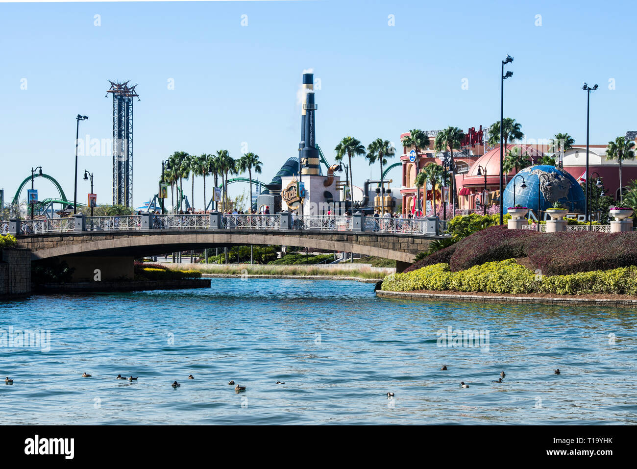 Bridge over lagoon, Universal Studios/Islands of Adventure, Orlando ...