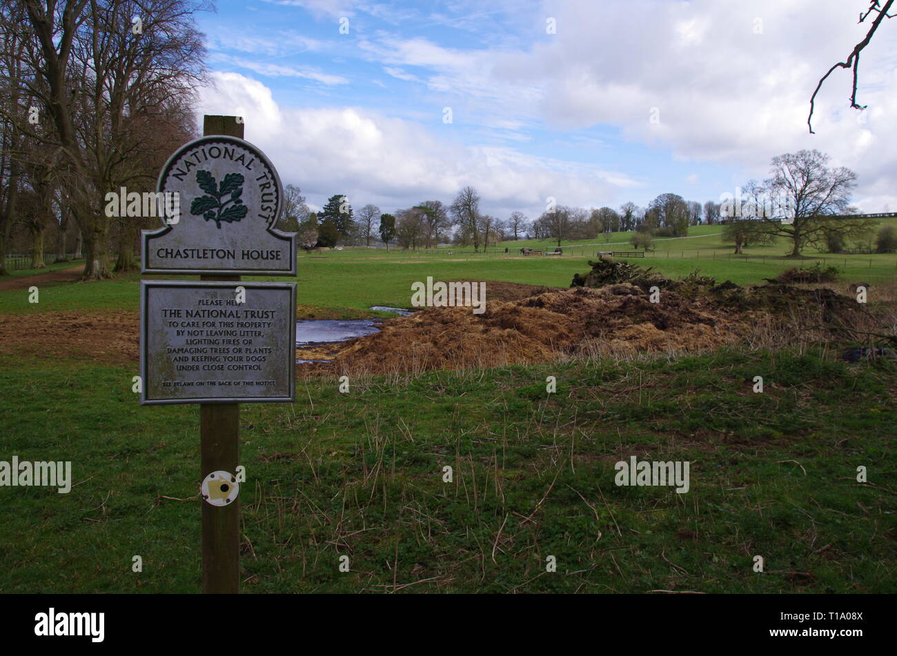Evenlode cotswolds hi-res stock photography and images - Alamy