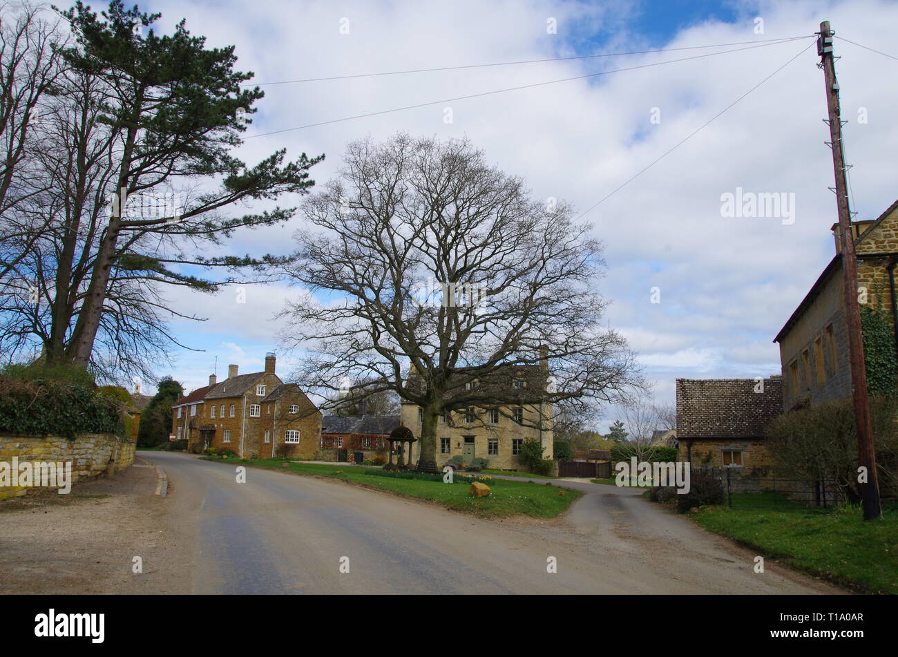 Little Compton. The Donnington Way. Warwickshire. Cotswolds. England ...