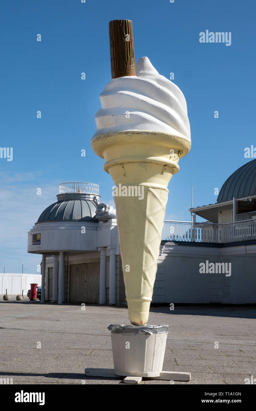 99 ice cream hi-res stock photography and images - Alamy