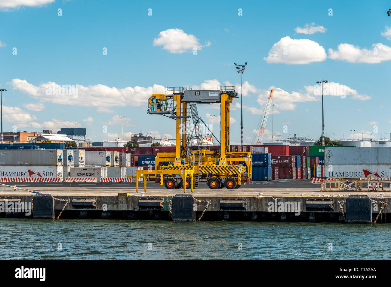 Melbourne, Australia - Port of Melbourne docks Stock Photo - Alamy