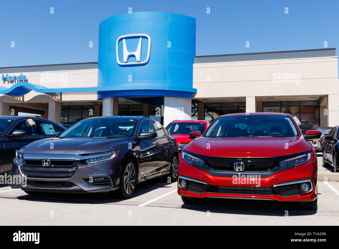Honda motor dealer sign hi-res stock photography and images - Alamy