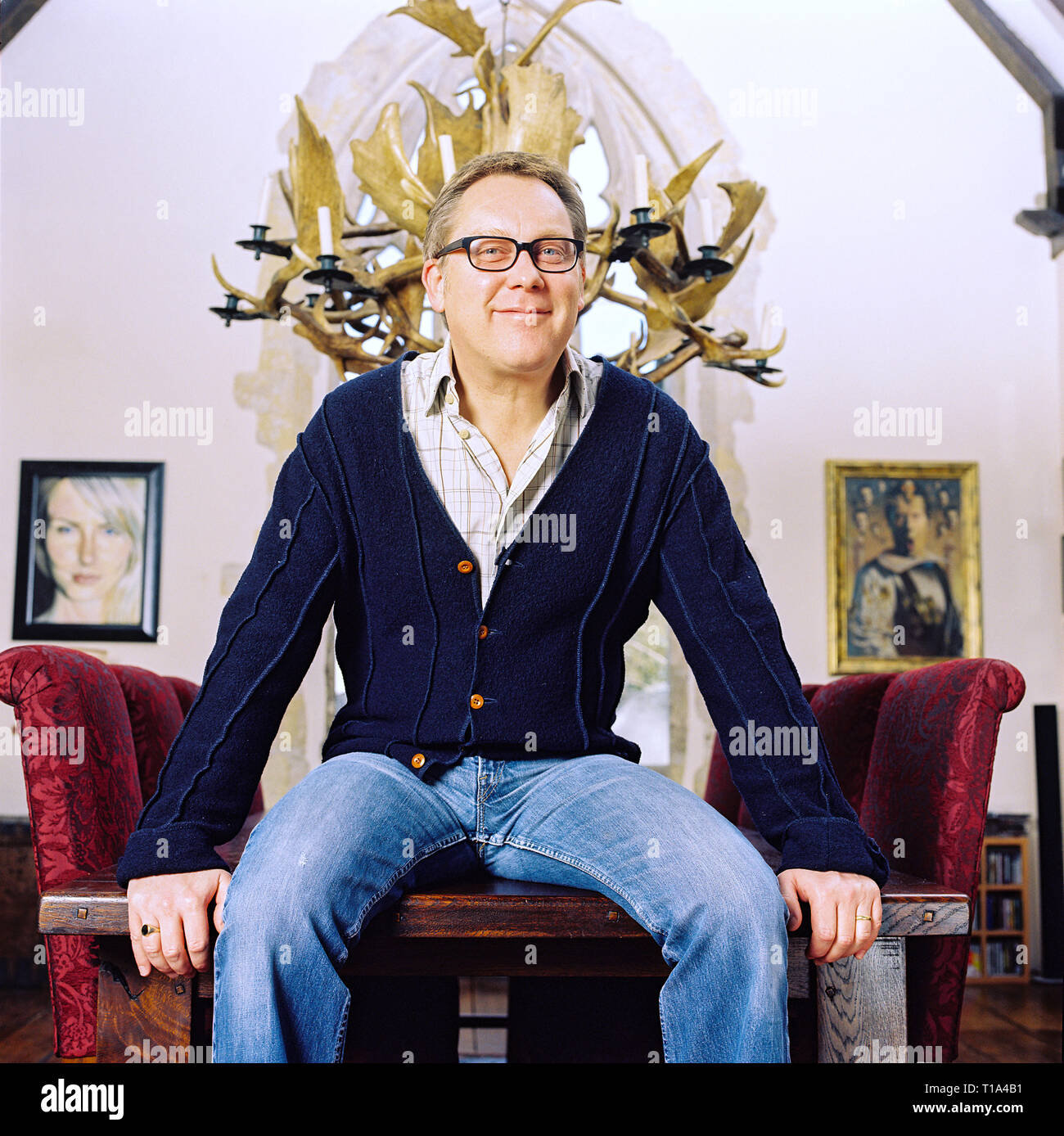 Portrait of comedian Vic Reeves photographed at home in March 2006 ...