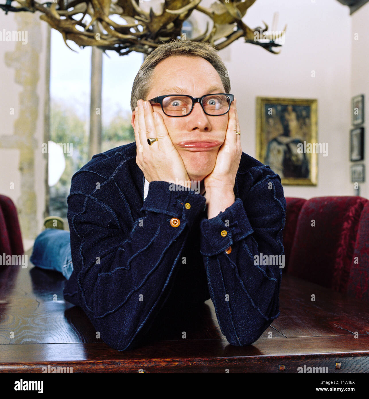 Portrait of comedian Vic Reeves photographed at home in March 2006 ...