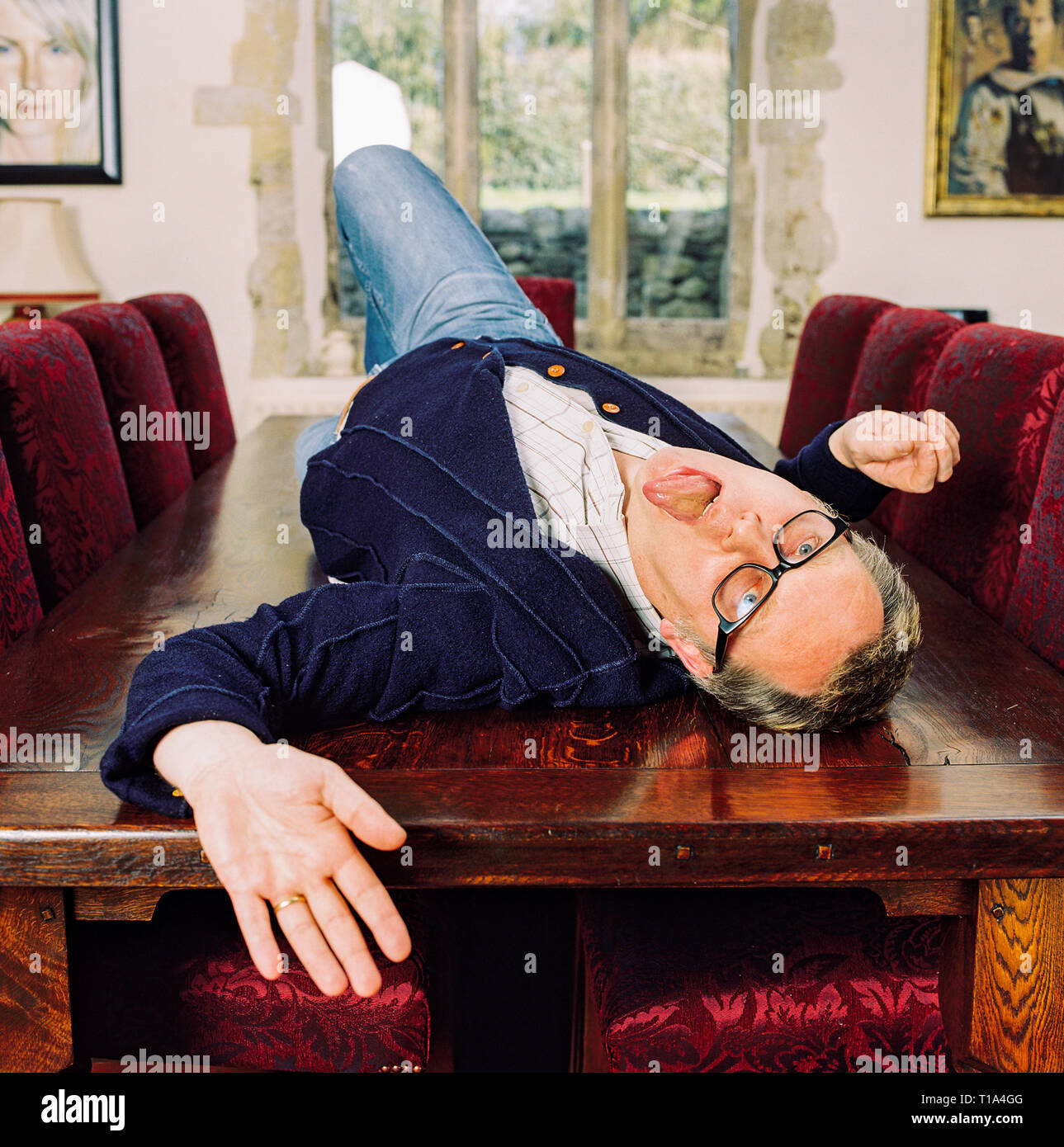 Vic reeves shooting stars hi-res stock photography and images - Alamy